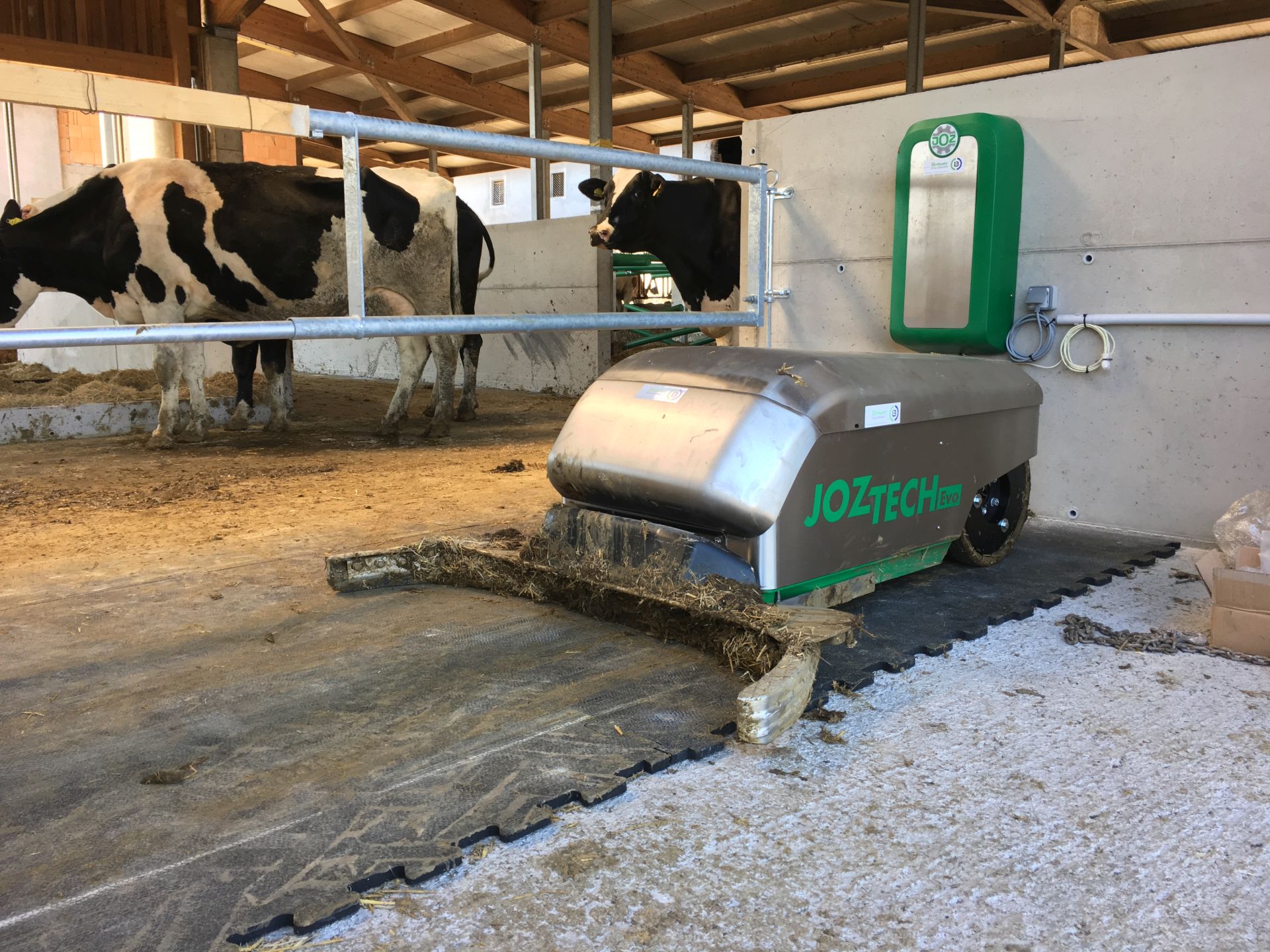 braeuer.cc | Manure removal | Slurry robot JOZ | Referenzen